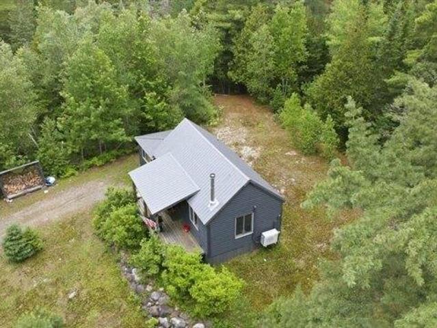 house with 2 bedroom, New Vineyard ME DS104297673