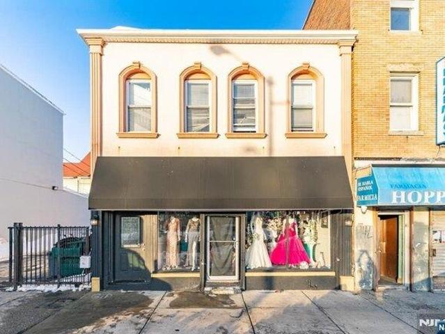 house with 2 bedroom, Newark NJ DLS102725202