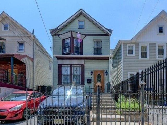 house with 2 bedroom, Newark NJ DS104237237