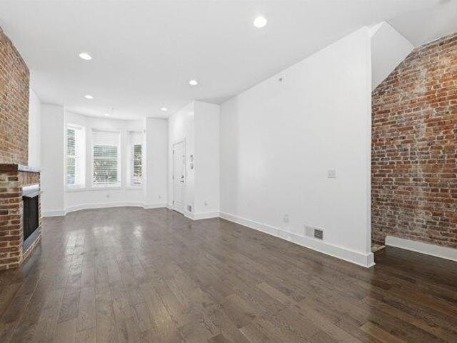 house with 2 bedroom, Newark NJ ES104836124
