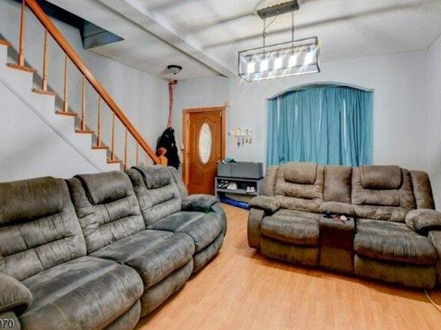 house with 2 bedroom, Newark NJ ES104851182
