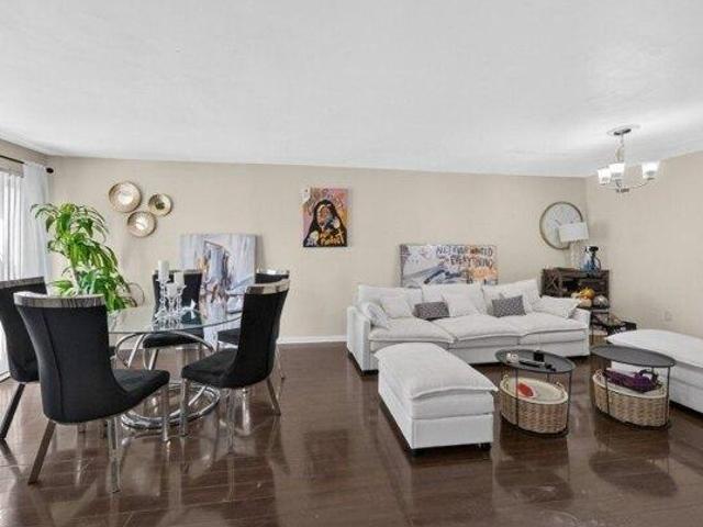 house with 2 bedroom, Newark NJ ES105681581