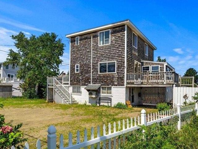 house with 2 bedroom, Newburyport MA ES105060757