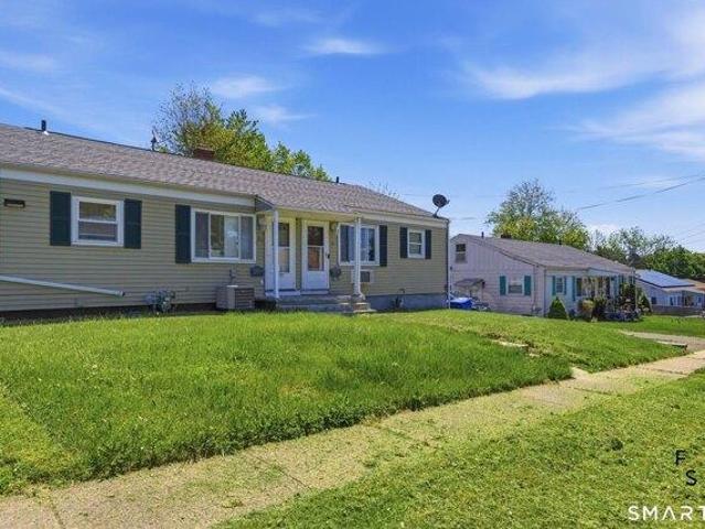 house with 2 bedroom, Newington CT DLS102585612