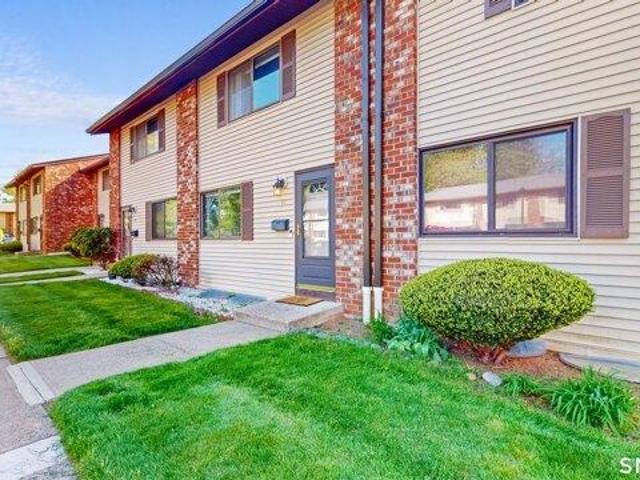 house with 2 bedroom, Newington CT DS102583261