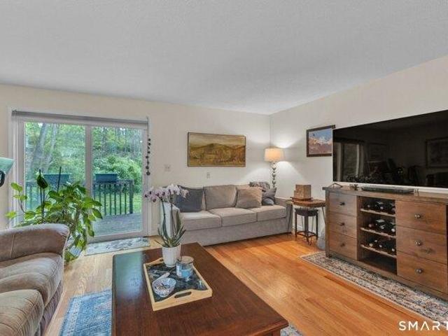 house with 2 bedroom, Newington CT ES103162087