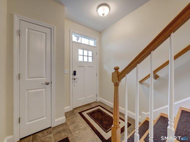 house with 2 bedroom, Newington CT ES104076352
