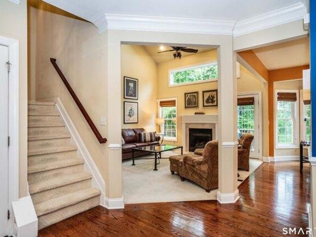 house with 2 bedroom, Newington CT ES104113069