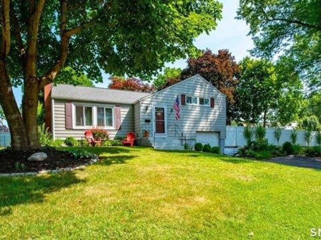 house with 2 bedroom, Newington CT ES104329682