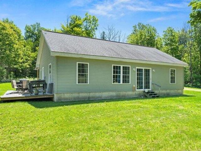 house with 2 bedroom, Newport ME ES104921419
