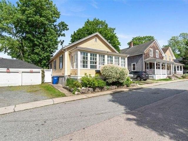 house with 2 bedroom, Newport RI DS103160312