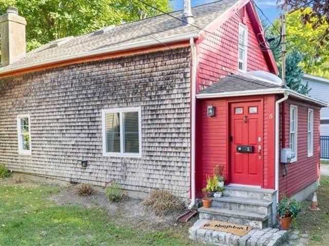house with 2 bedroom, Newport RI DS103160585