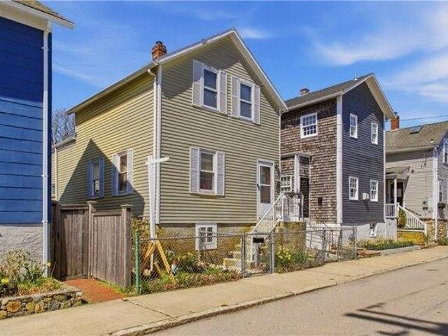 house with 2 bedroom, Newport RI ES102959643
