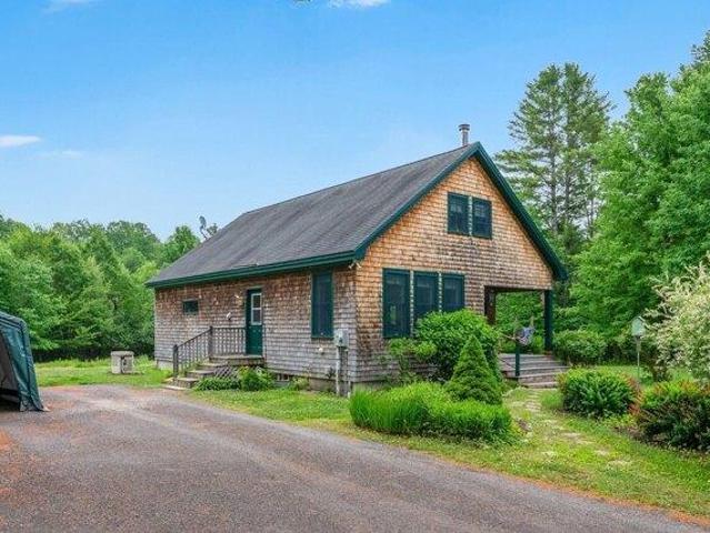 house with 2 bedroom, North Yarmouth ME ES103620200