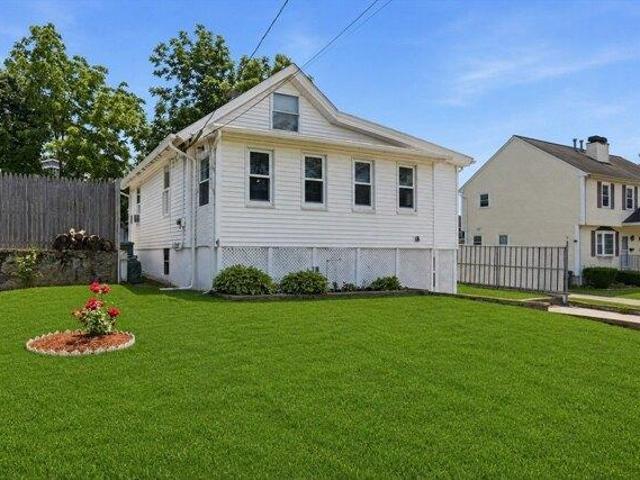house with 2 bedroom, North Andover MA DS104351093