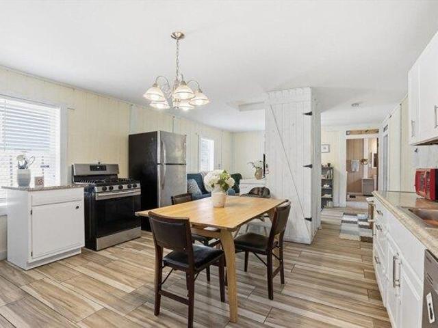 house with 2 bedroom, North Andover MA ES105160983