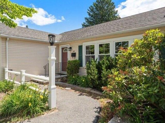 house with 2 bedroom, North Andover MA ES103619598
