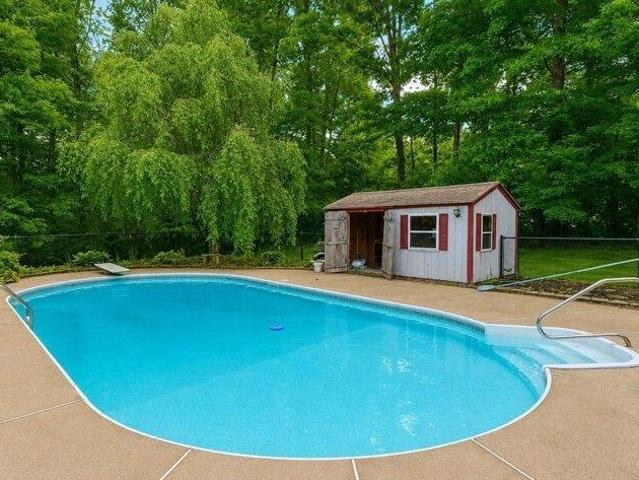 house with 2 bedroom, North Brookfield MA ES104441616
