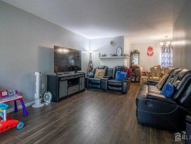 house with 2 bedroom, North Brunswick NJ DS101800637