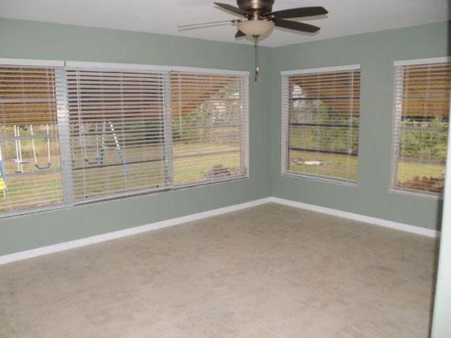 house with 2 bedroom, North Fort Myers FL DLS100973002