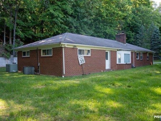 house with 2 bedroom, North Haledon NJ DS103626048