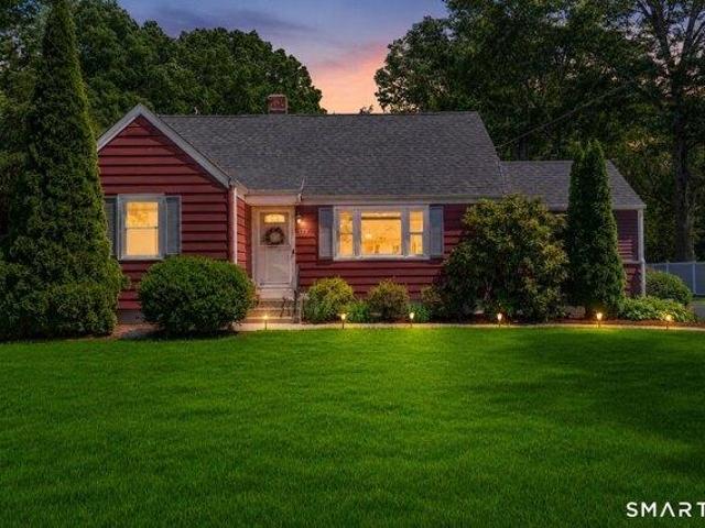 house with 2 bedroom, North Haven CT ES104150083