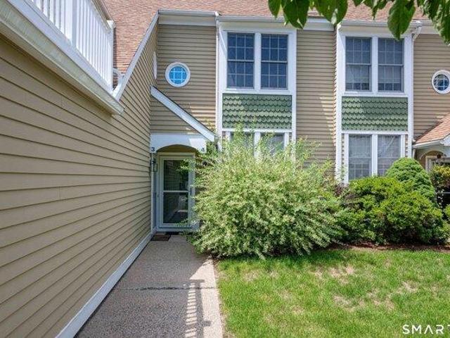 house with 2 bedroom, North Haven CT ES104808778