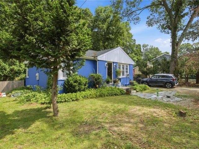 house with 2 bedroom, North Kingstown RI DS104233073