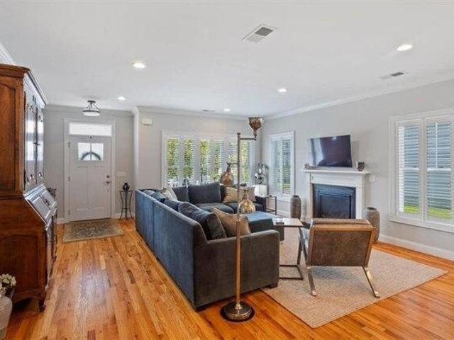 house with 2 bedroom, North Kingstown RI ES103071389