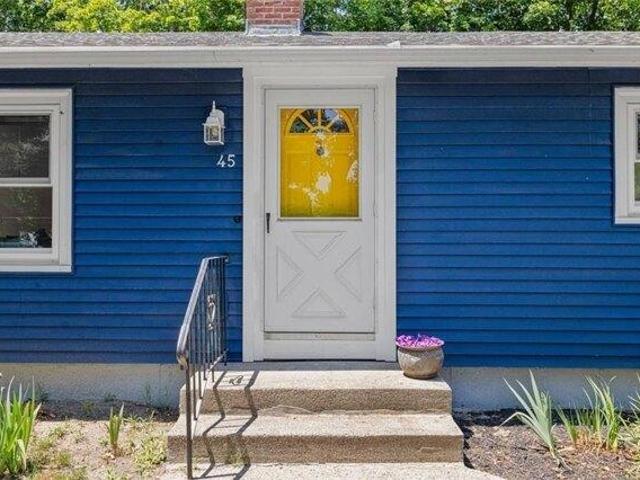 house with 2 bedroom, North Kingstown RI ES104235152
