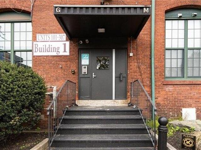 house with 2 bedroom, North Providence RI DLS102448138