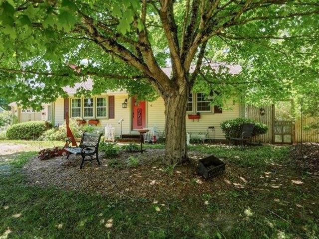house with 2 bedroom, Northampton MA DS103250203