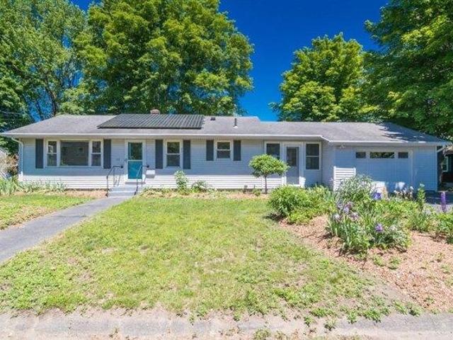 house with 2 bedroom, Northampton MA ES103162283