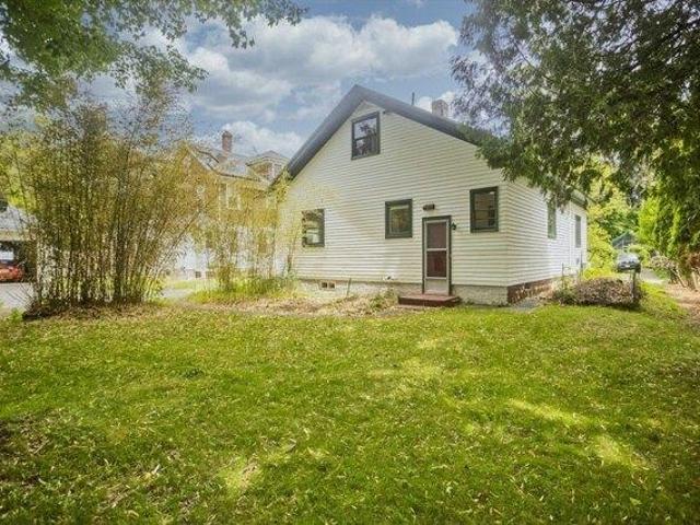 house with 2 bedroom, Northampton MA ES103435819