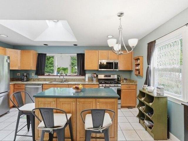 house with 2 bedroom, Northborough MA DS103431312