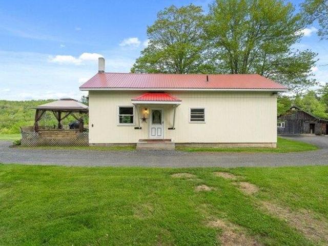 house with 2 bedroom, Northfield VT DS102798982