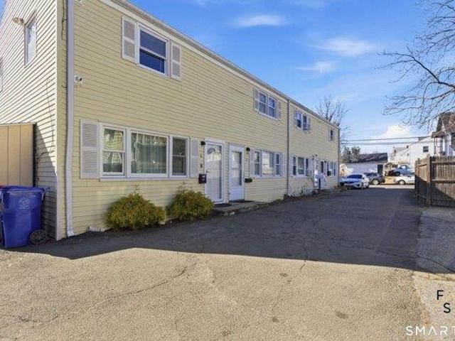 house with 2 bedroom, Norwalk CT DLS101656759