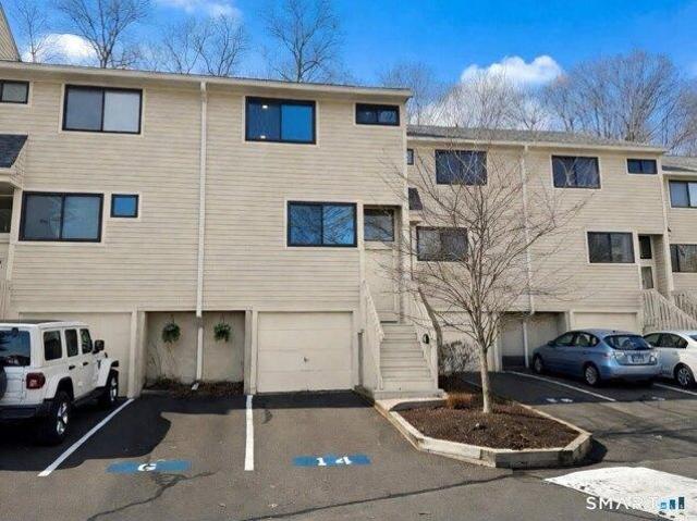 house with 2 bedroom, Norwalk CT DLS101660811