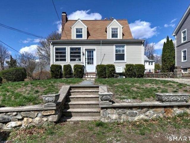 house with 2 bedroom, Norwalk CT DLS102827074