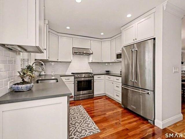 house with 2 bedroom, Norwalk CT DS104113675
