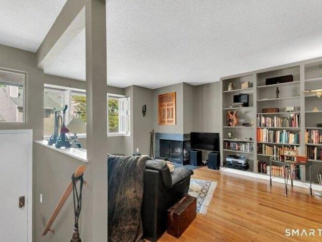 house with 2 bedroom, Norwalk CT DS104330089