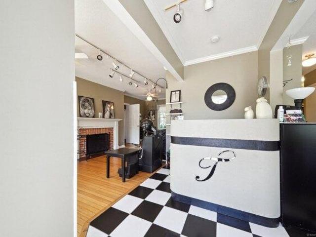 house with 2 bedroom, Norwalk CT ES104189275