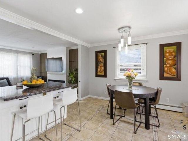 house with 2 bedroom, Norwalk CT ES104189273