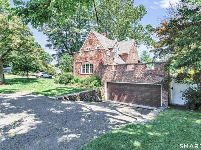 house with 2 bedroom, Norwalk CT ES104850995