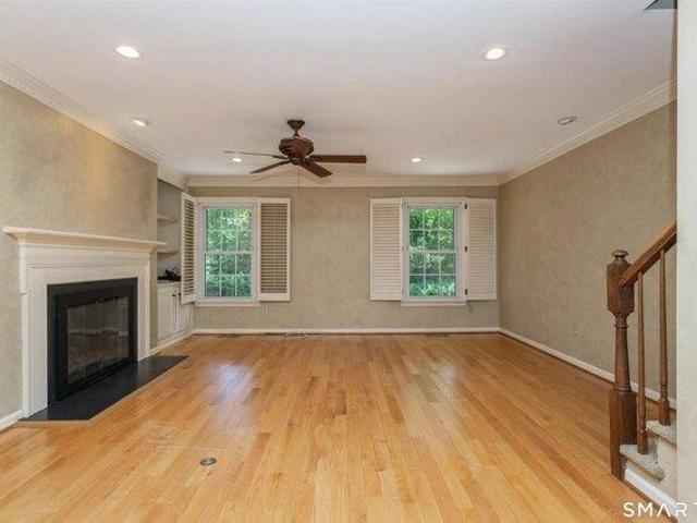 house with 2 bedroom, Norwalk CT ES104853306