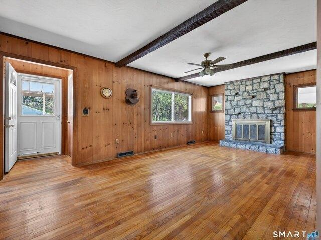 house with 2 bedroom, Norwich CT DLS102825135
