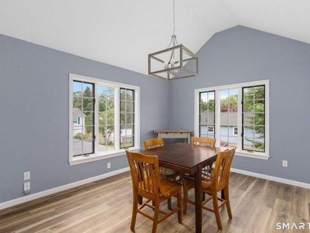 house with 2 bedroom, Norwich CT DS104408188