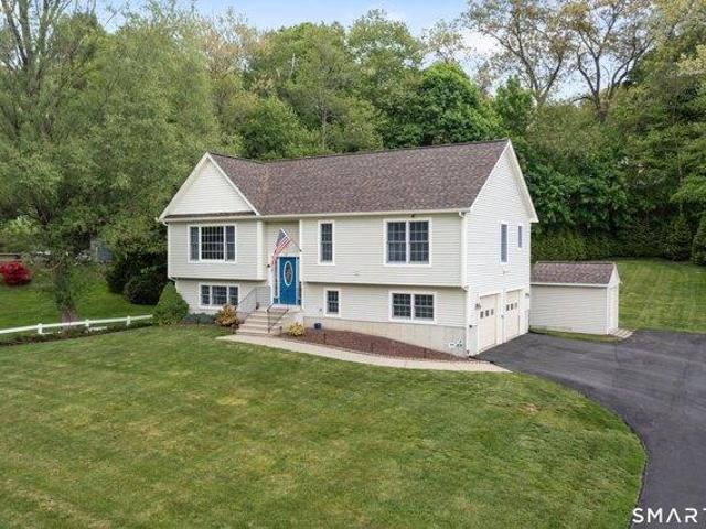house with 2 bedroom, Norwich CT DS102475404