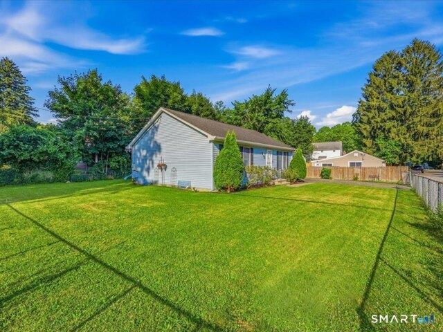 house with 2 bedroom, Norwich CT ES105156273