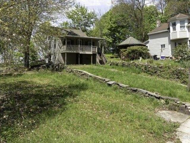house with 2 bedroom, Norwich CT ES105172472